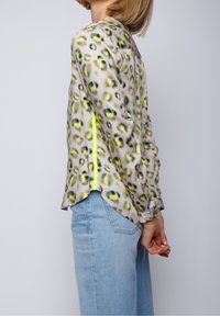 Emily van den Bergh Pusero - multi-coloured/monivärinen - (Pre-owned ...