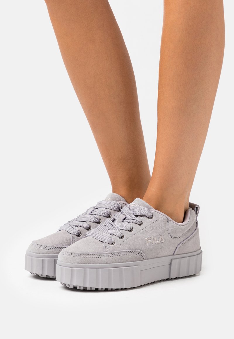 Fila SANDBLAST - Trainers - gull/grey - Zalando.de