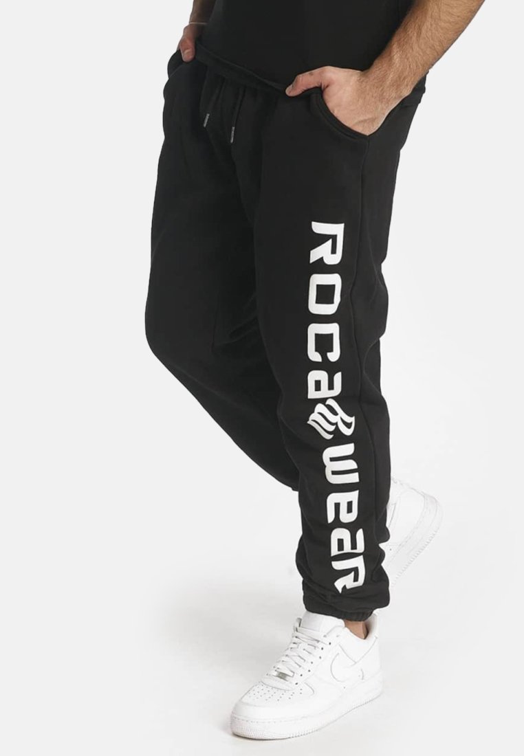Rocawear Tracksuit bottoms - black - Zalando