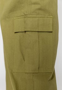 Jacker CARGO PANT UNISEX - Kapsáče - olive/olivová - Zalando.cz