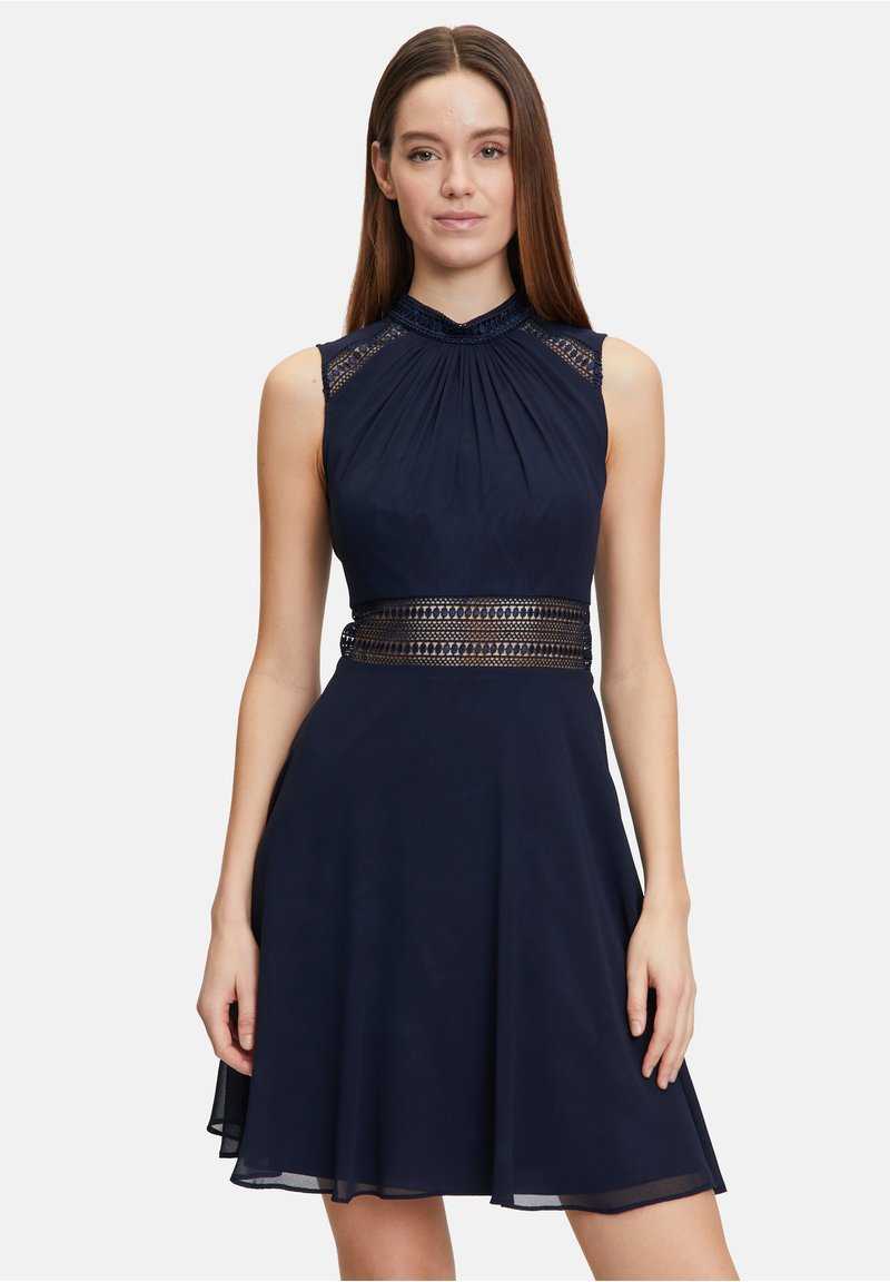 Vera Mont MIT SPITZENEINSATZ - Cocktail dress / Party dress - night sky ...