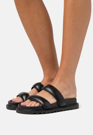 Rubi Shoes by Cotton On NIKKI BUBBLE BLOCK MULE - Pantolette hoch ...