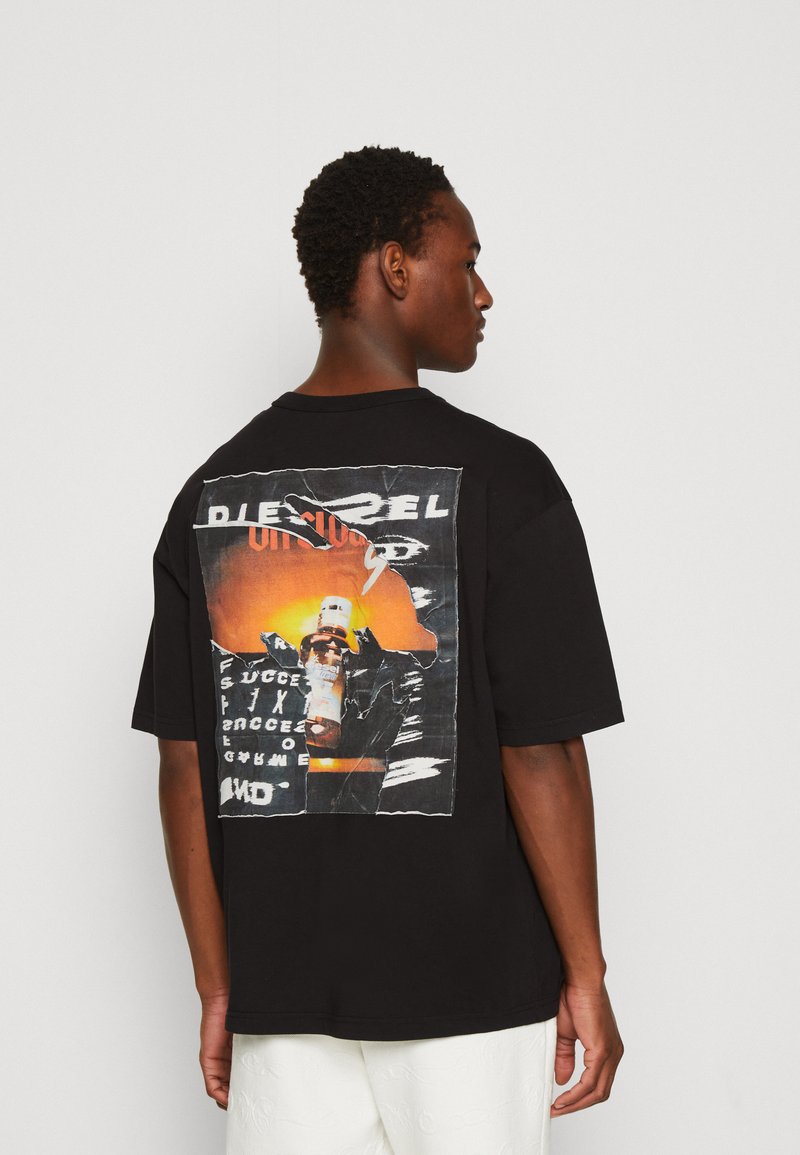 Diesel T WASH POFF UNISEX - T-shirt med print - black/svart - Zalando.se