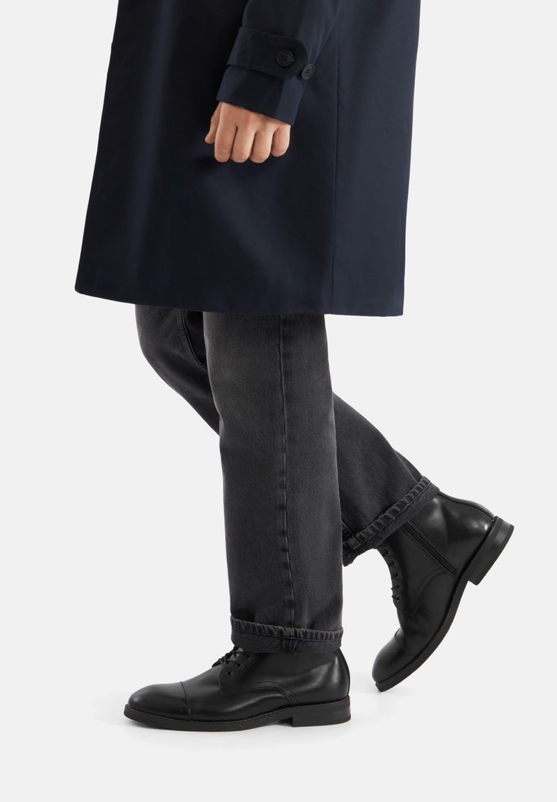 Gino Rossi DANTE - Suvarstomi aulinukai - black/juoda - Zalando.lt