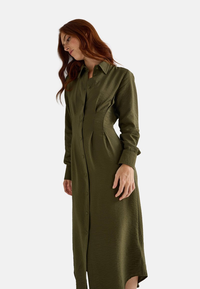 Monoprix DROITE - Robe longue - kepi/vert foncé - ZALANDO.FR
