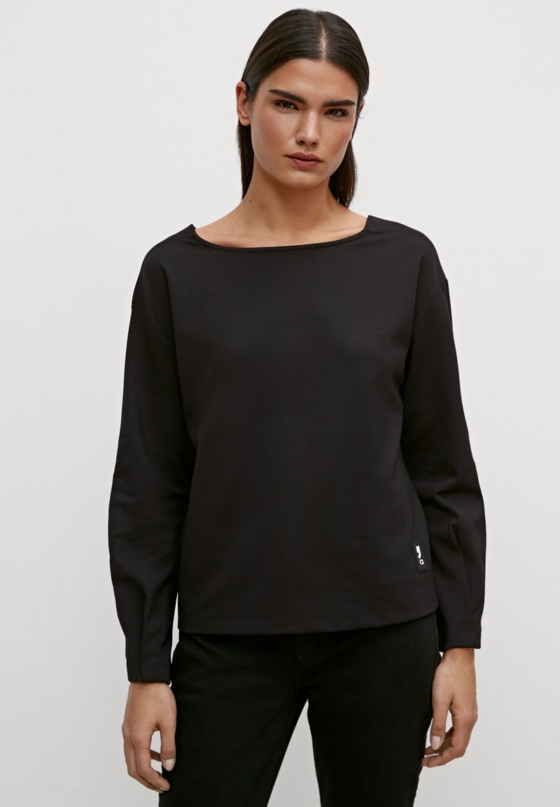 comma casual identity LONGSLEEVE MIT LABEL-PATCH - Langarmshirt ...