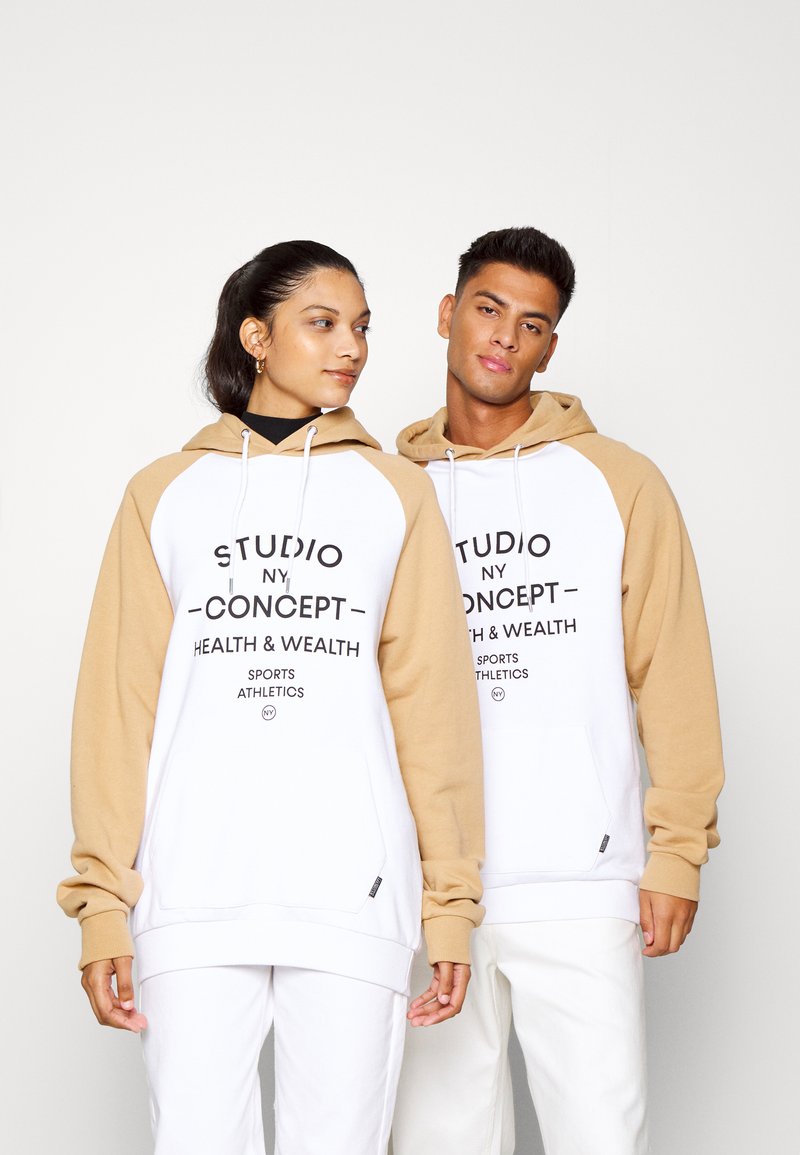 NY CONCEPT STUDIO HOOD UNISEX - Kapuzenpullover - white/weiß - Zalando.de