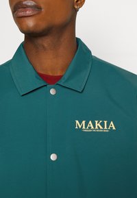 Makia PORPOISE JACKET - Leichte Jacke - jasper green/grün - Zalando.at