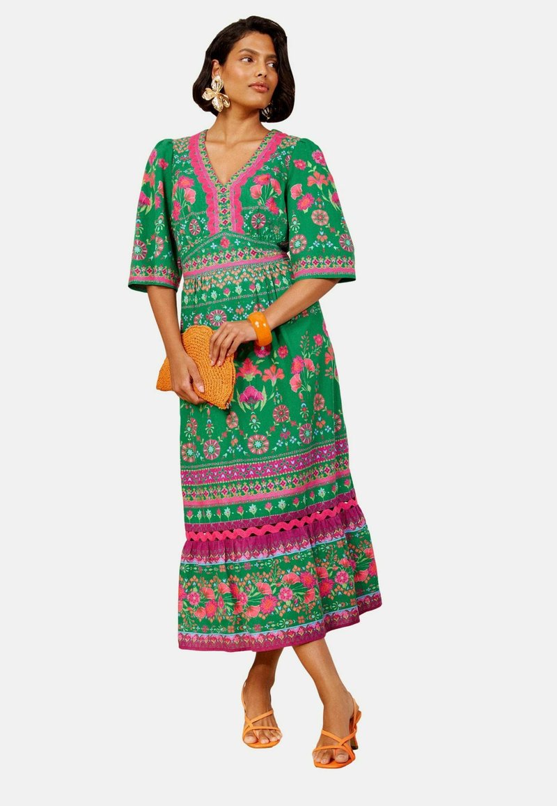 Love & Roses PETITE FIT - RIC RAC DETAIL MIDI DRESS . - Day dress ...