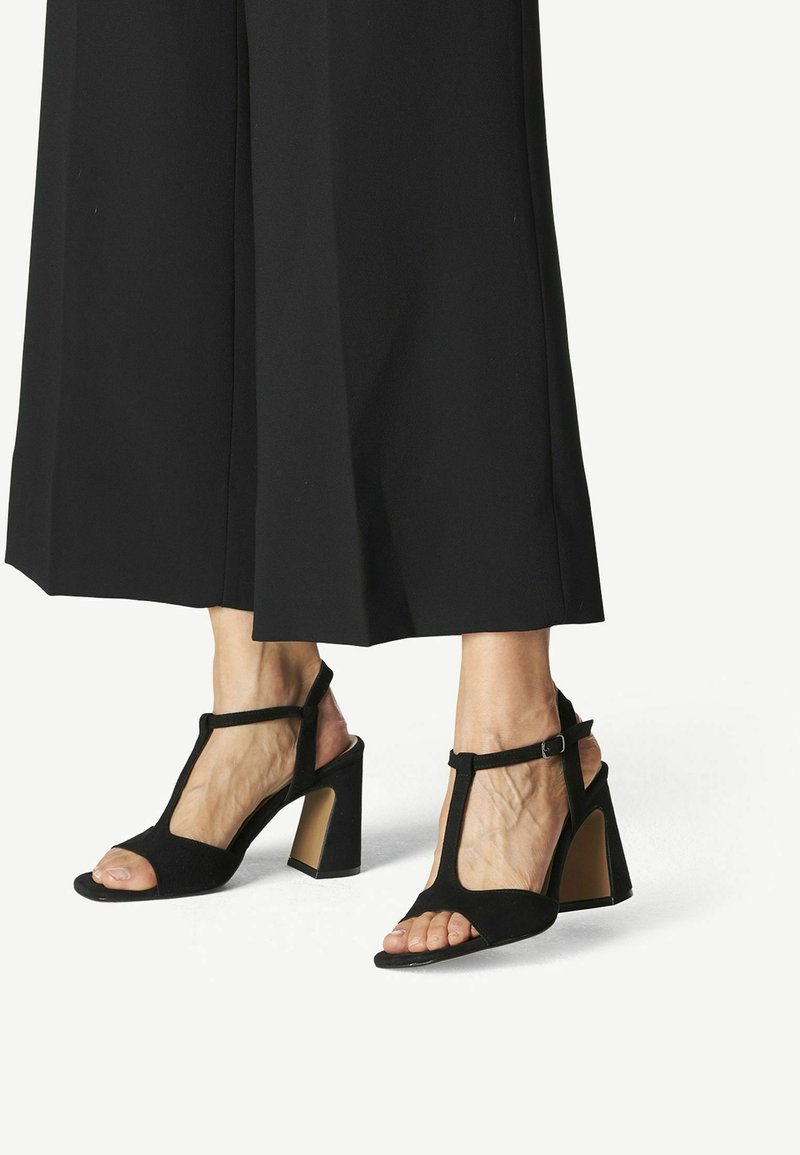 Tamaris Magas sarkú szandálok - black/fekete - Zalando.hu