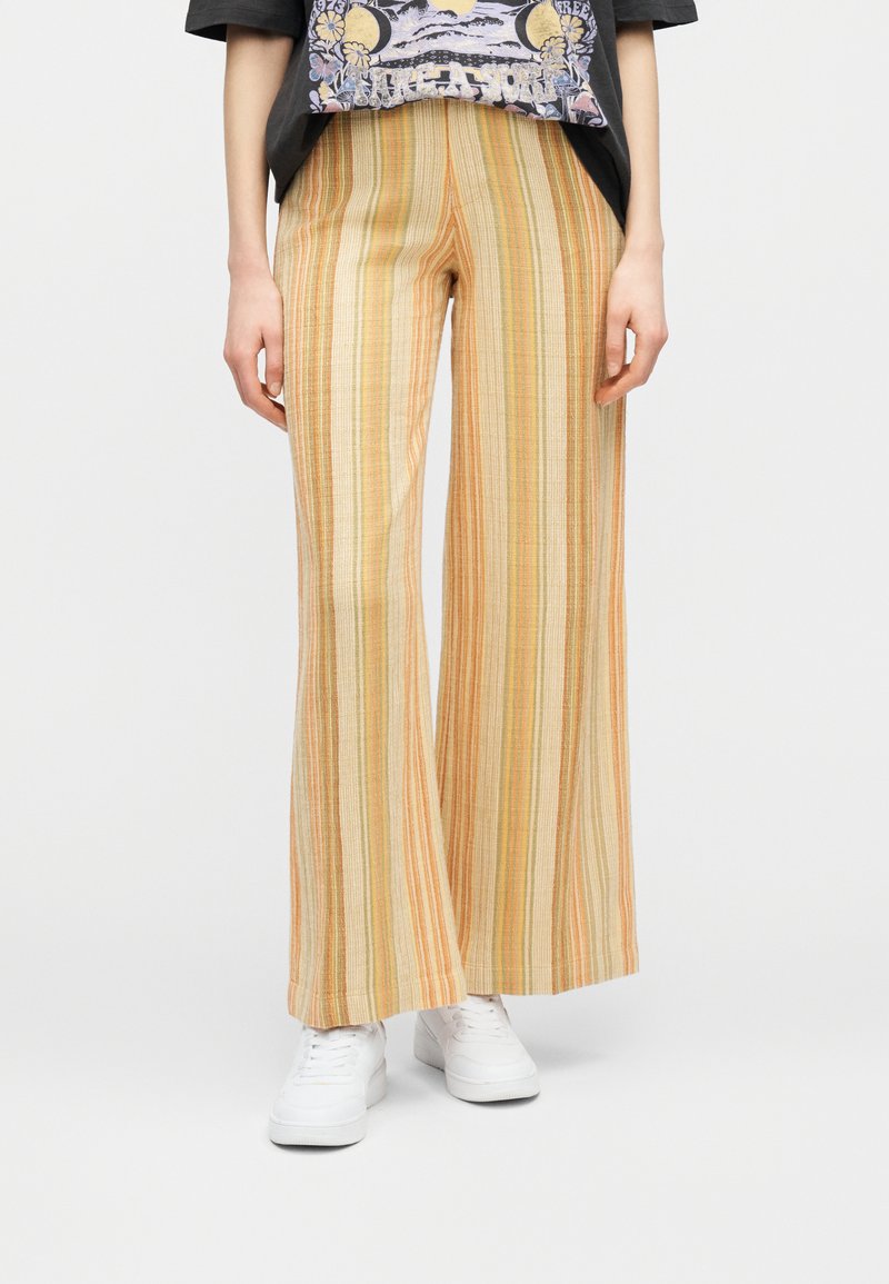 Billabong HAZY DAZE PANT - Pantalones - brown/multi-coloured/marrón ...