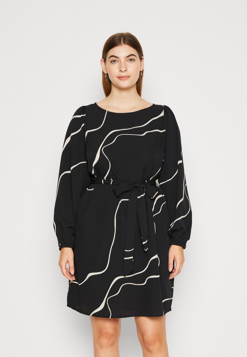 Vero Moda Curve VMLYDIA SHORT DRESS - Kasdienė suknelė - black/juoda ...