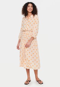 Saint Tropez UEDA - Vestido camisero - orange peel big dots/naranja ...