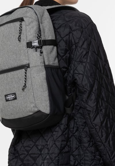 Eastpak VOLKER - Reppu - cs black denim/musta - Zalando.fi