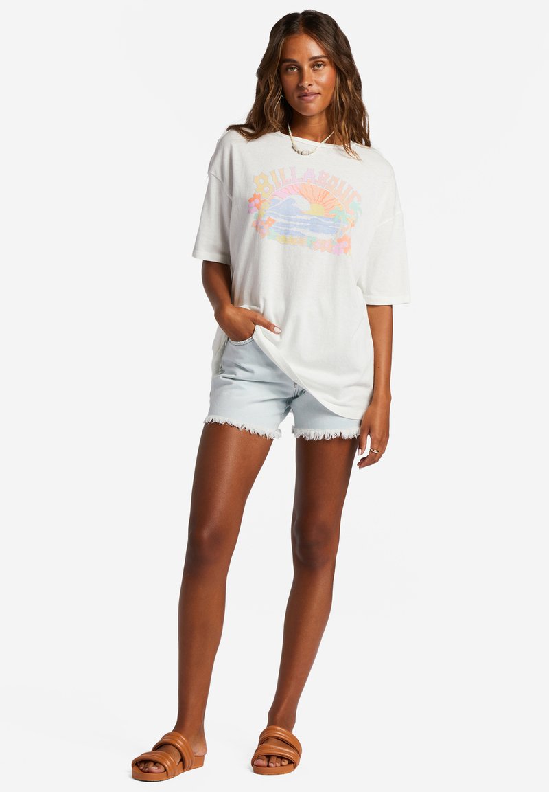 Billabong SALTY TOUR - Print T-shirt - salt crystal/white - Zalando.co.uk