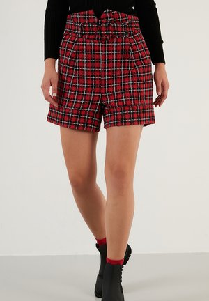 OXXO HIGH RISE PATENT - Shorts - equestrian red/rojo jaspeado - Zalando.es