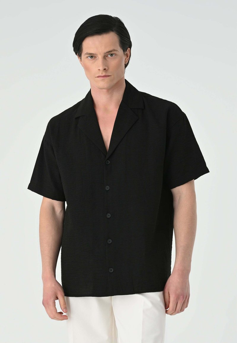 Antioch LAPEL COLLAR SHORT SLEEVE - Shirt - black - Zalando.ie