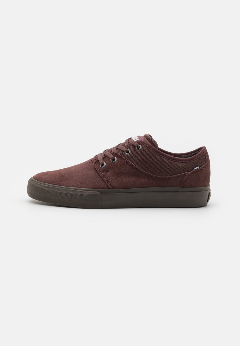 Globe MAHALO - Trainers - mongoose/bordeaux - Zalando.co.uk