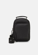 Rains BOOK DAYPACK MINI UNISEX - Batoh - black/černá - Zalando.cz
