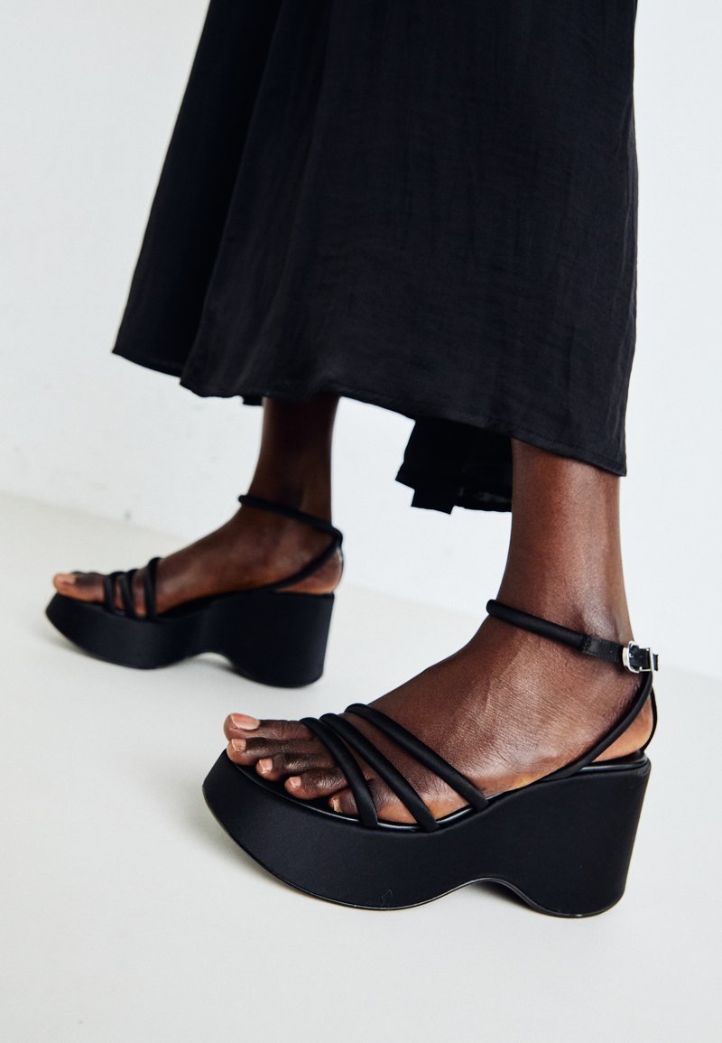 Buffalo Sandalen met hoge hak - black/zwart - Zalando.nl