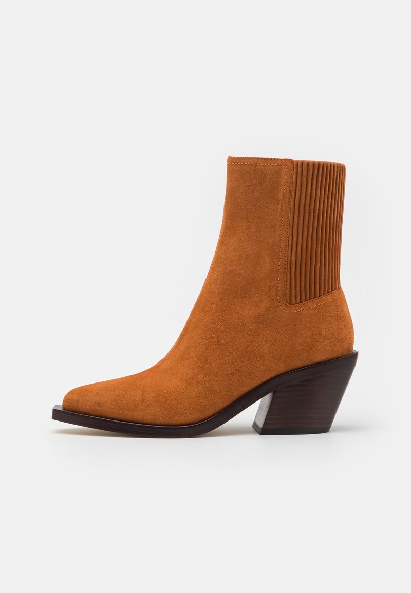 Coach PRESTYN BOOTIE - Cowboy/biker ankle boot - burnished amber/light ...