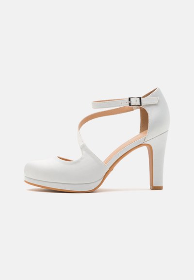 Weisse Pumps online kaufen | Flache & hohe Absätze | Zalando