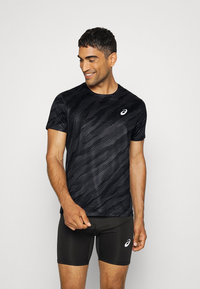 ASICS CORE ALL OVER PRINT - Sport T-shirt - graphite grey/performance ...