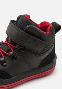 Geox CHARZ BOY ABX - Sneaker high - black/red/schwarz - Zalando.ch