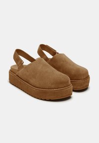Steve Madden MELLOW - Zoccoli - cognac suede/marrone - Zalando.it