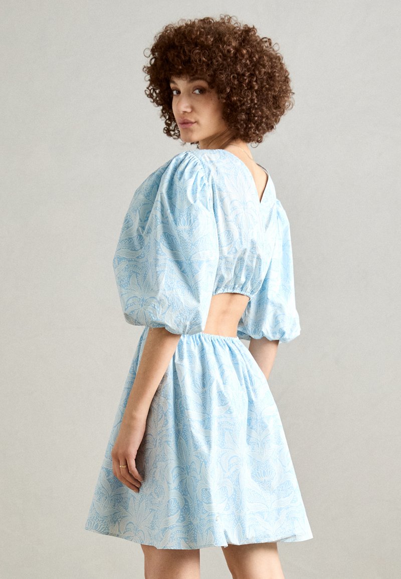 Lindex DRESS KAJSA - Freizeitkleid - light blue/blau - Zalando.at