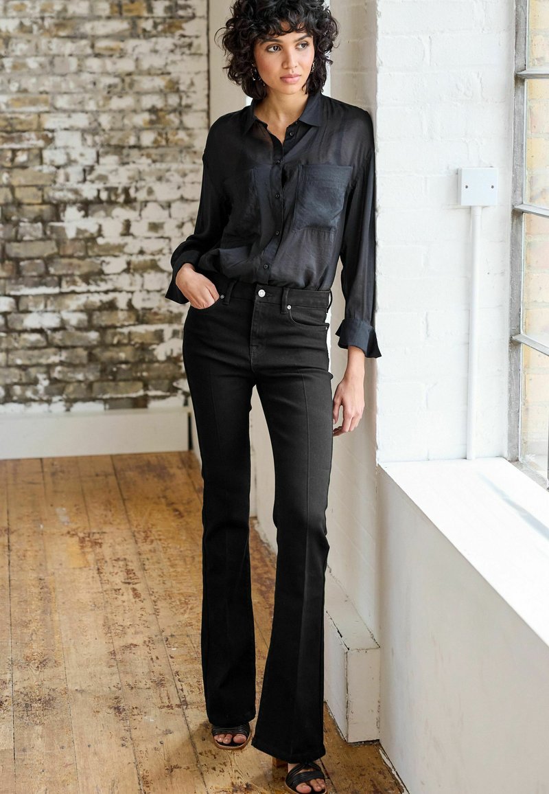 Next Jeans bootcut - black/svart - Zalando.se
