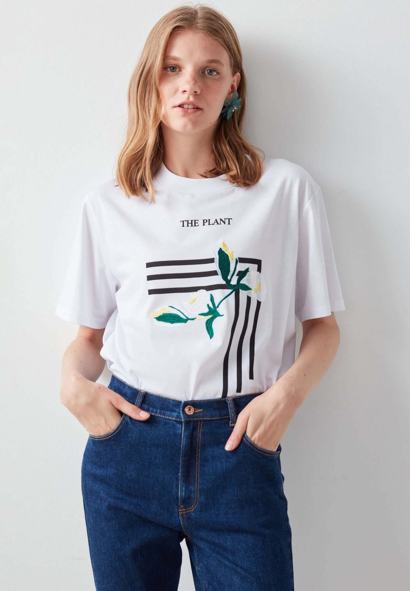 Ipekyol Flower Embroidered T Shirt Print Off White Crème Zalando Be