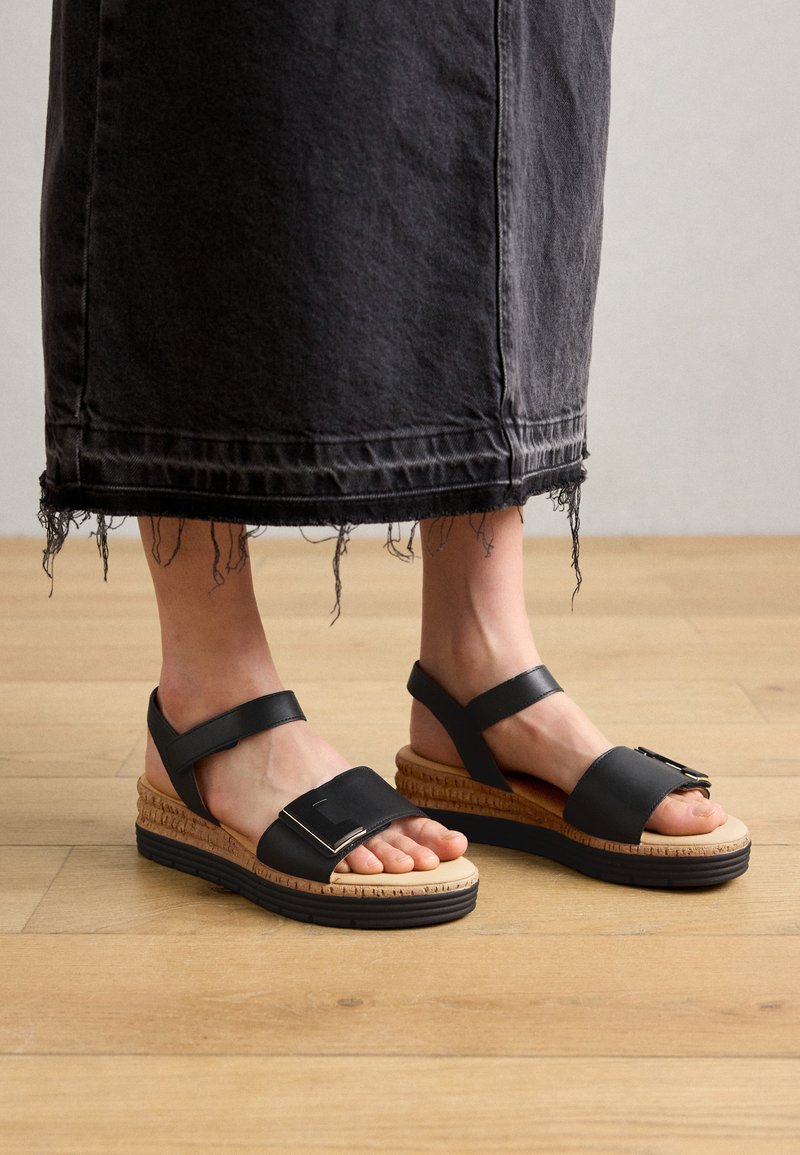 Gabor Platform sandals - schwarz/black - Zalando.co.uk