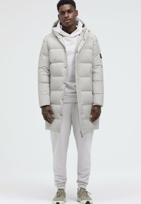 Camp David MIT KAPUZE - Daunenmantel - stone/hellgrau - Zalando