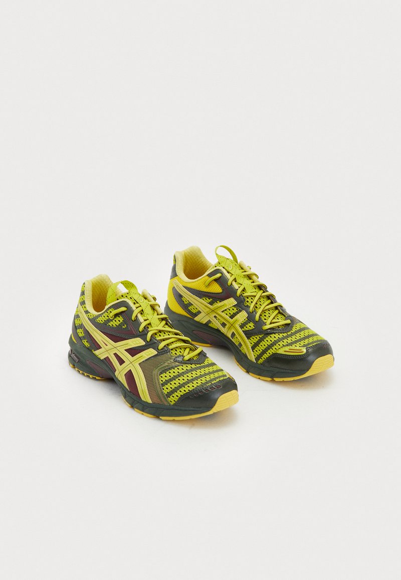 ASICS SportStyle UB9 S GEL DS TRAINER 14 UNISEX - Trainers - dark ...