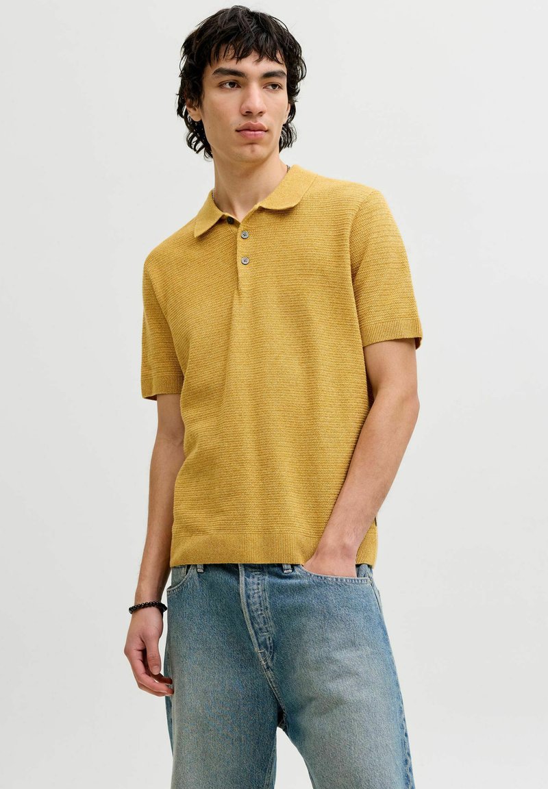 Jack & Jones PREMIUM JPRBLURILEY - Polo shirt - sahara sun/beige ...