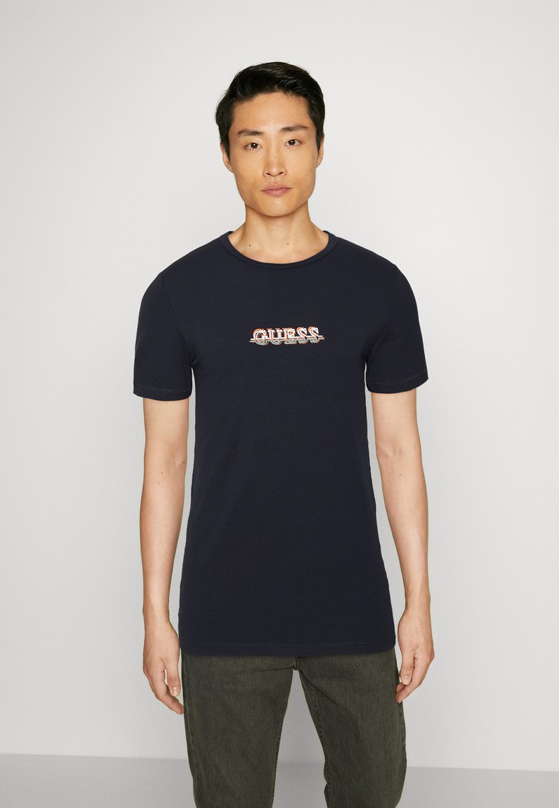 Guess MAKSIM CN SS - T-Shirt print - smart blue/dunkelblau - Zalando.ch