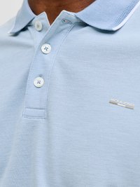 Jack & Jones PREMIUM MANGA CORTA - Polo shirt - ashley blue/light blue ...