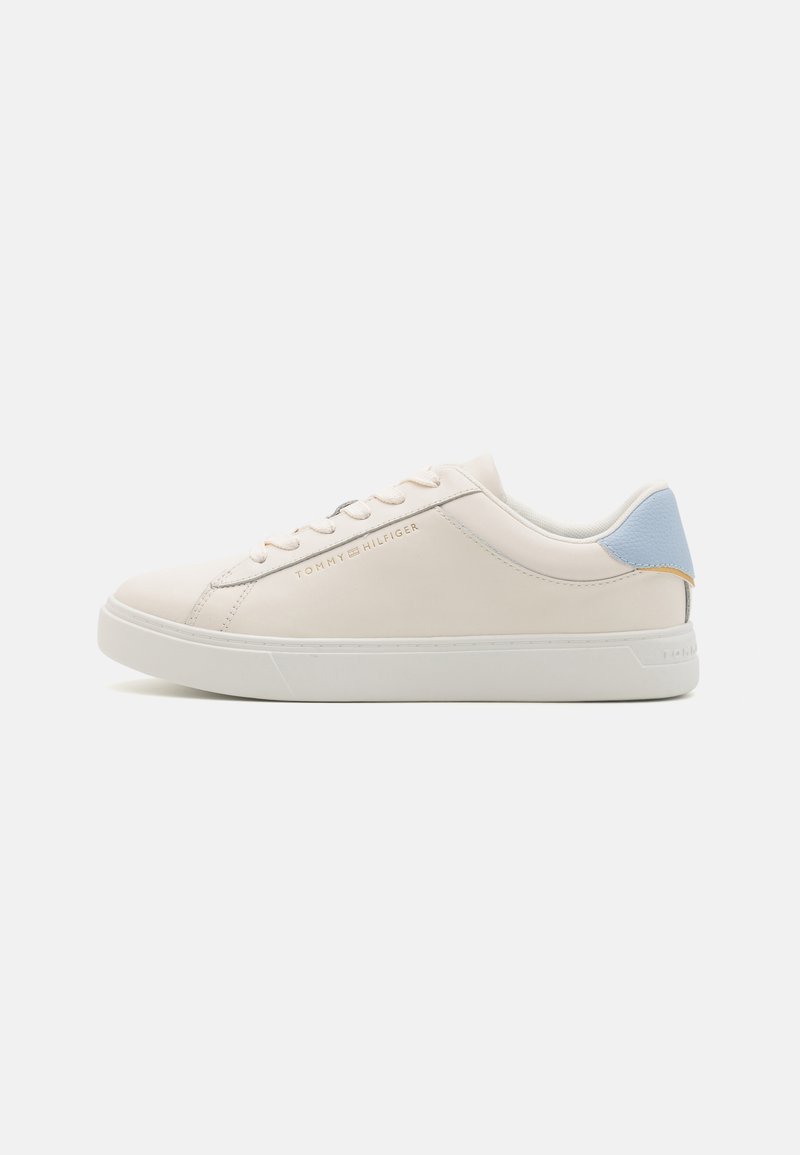 Tommy Hilfiger ESSENTIAL COURT - Tenisky - ancient white/bílá - Zalando.cz