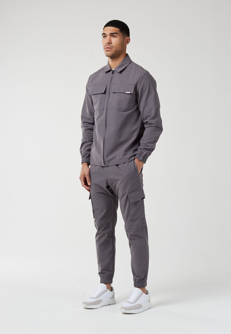 CLOSURE London SMART UTILITY OVERSHIRT - Giacca leggera - charcoal ...
