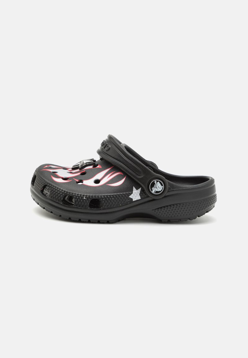 Crocs CLASSIC WESTERN UNISEX - Strandpapucsok és -szandálok - black ...