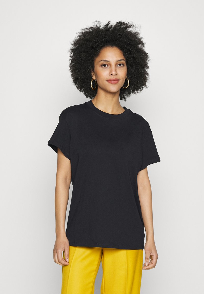 Even&Odd Petite WASHED BASIC LOOSE TEE - Basic T-shirt - black - Zalando