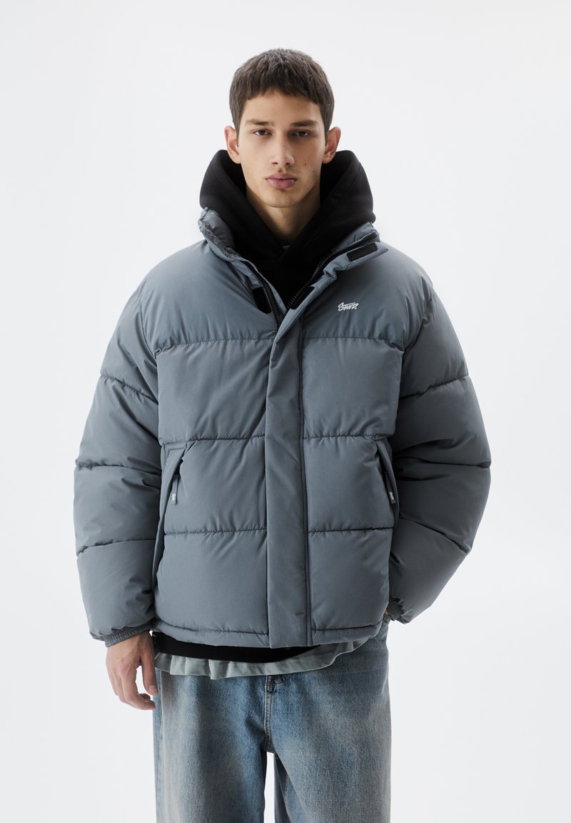 PULL&BEAR STWD PANELLED PUFFER - Winterjacke - grey/grau - Zalando.at