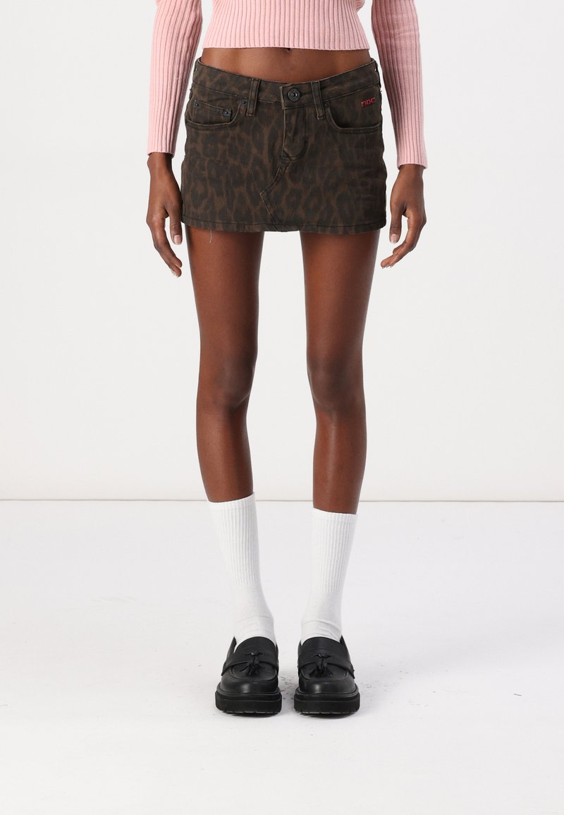 BDG Urban Outfitters ULTRA MINI - Minifalda - leopard/tierra - Zalando.es