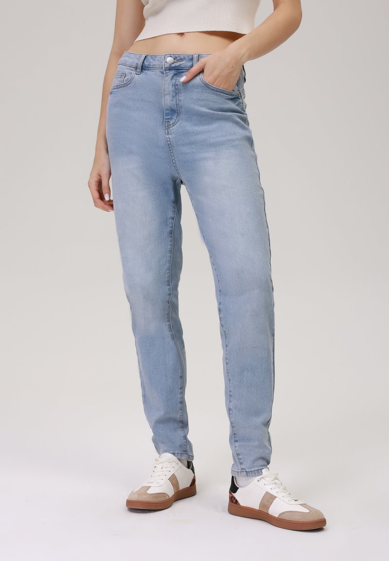 Even&Odd Tall Slim fit jeans - light blue wash/lichtblauw denim ...