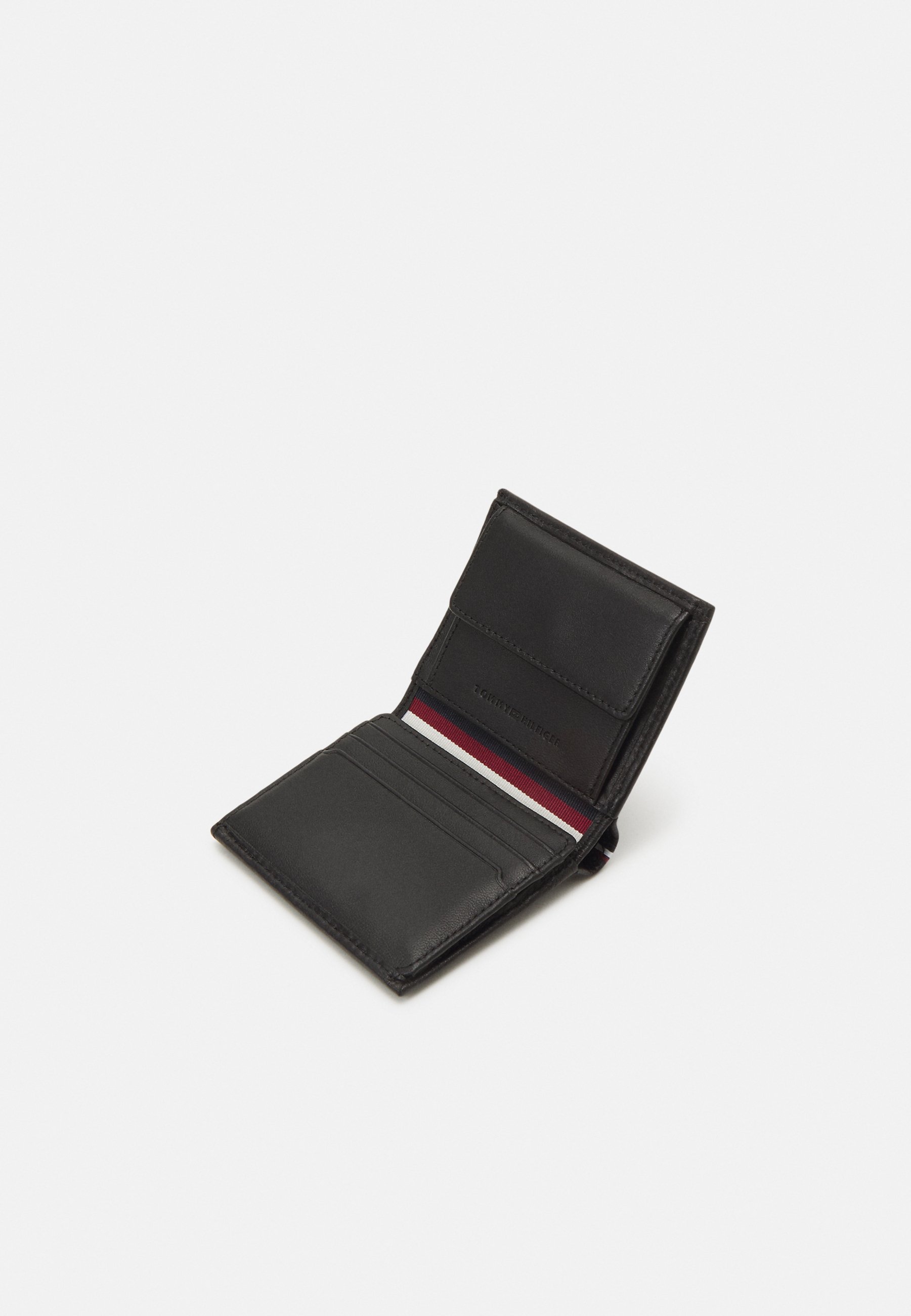 Tommy hilfiger 3 fold wallets store