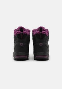 HI-TEC RAVEN INSULATED WP WOMENS - Chaussures de marche - black/grape wine/noir - ZALANDO.FR