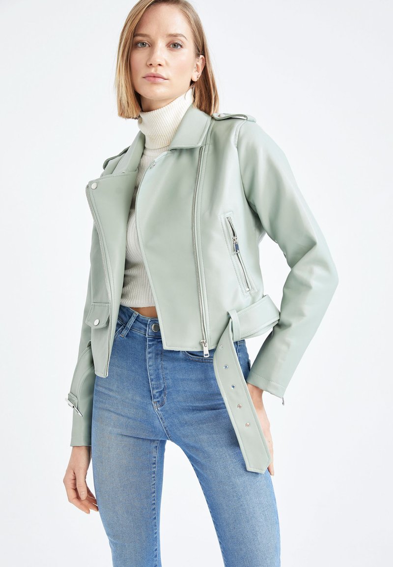 Defacto Regular Fit Kunstlederjacke Turquoise Mint Zalando At