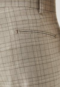 Shelby & Sons BALFOUR SUIT SET - Anzug - stone/offwhite - Zalando.de