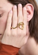 Charlotte Chesnais BAGUE DOUBLE LASSO - Ring - gold-coloured/goudkleurig - Zalando.be
